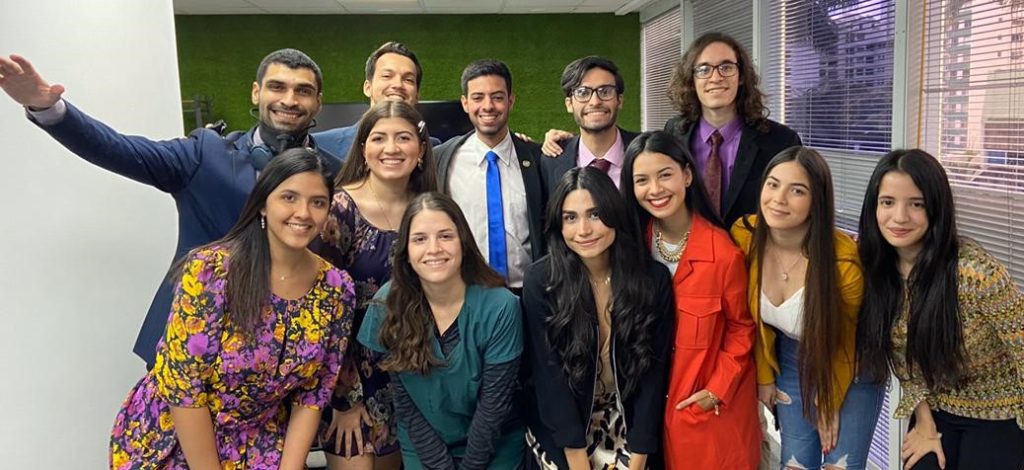 Andrea Aponte participó en el WorldMUN Tokyo – Avaa